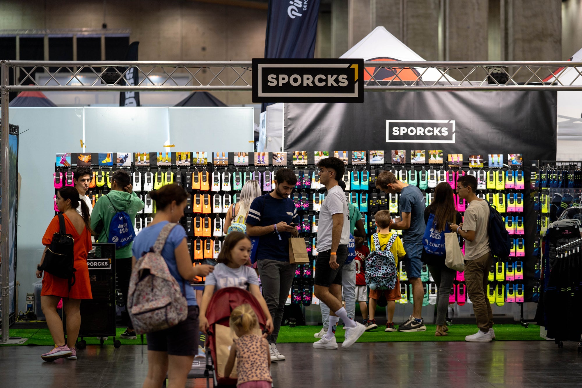 This is how SPORCKS shows itself to the world